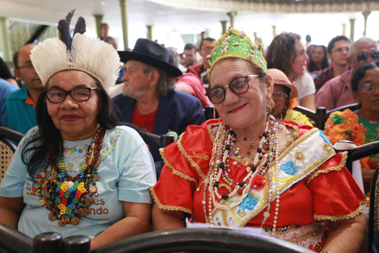 Mestres E Mestras Da Cultura Do Estado São Diplomados E Secult Lança