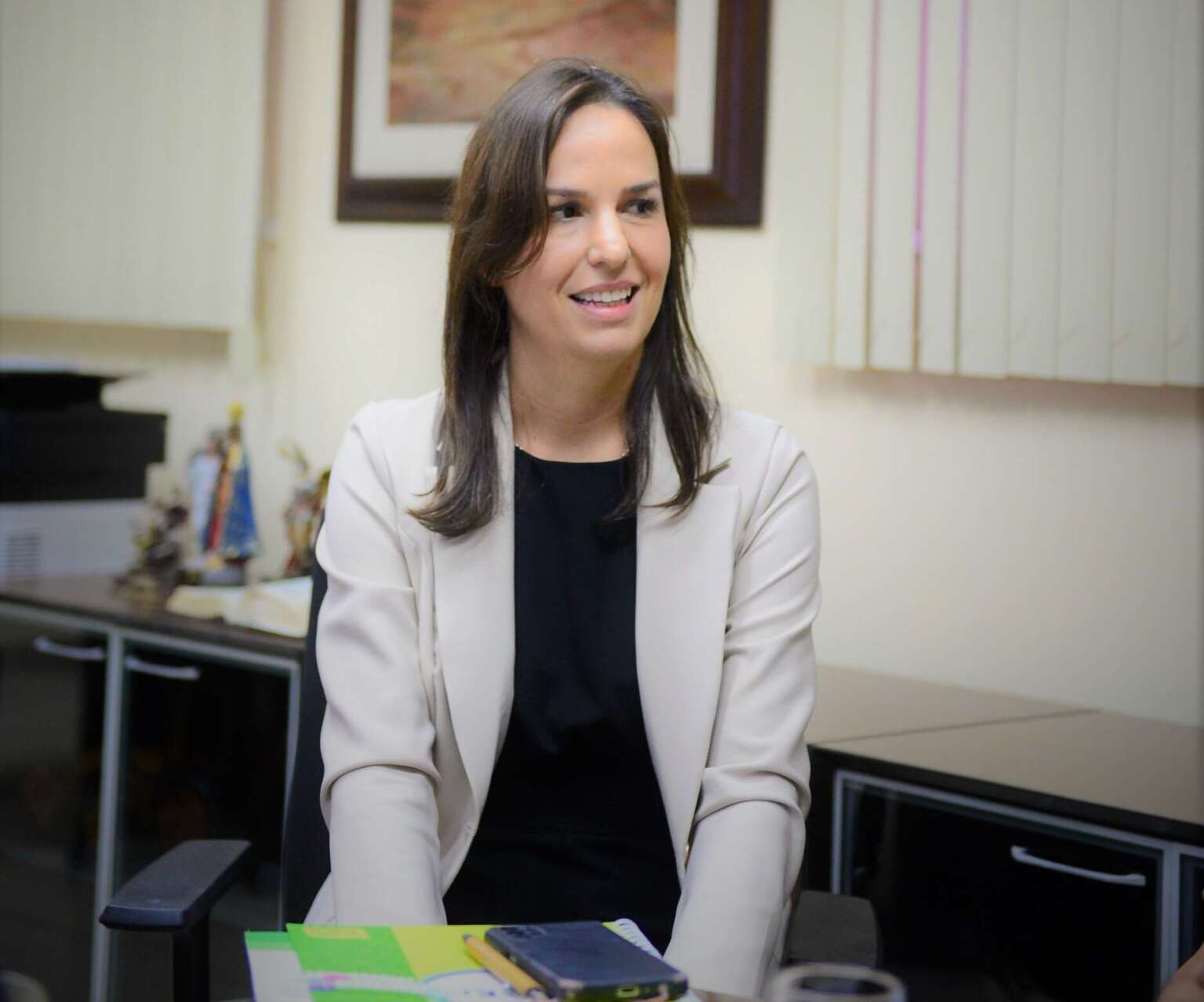 "É um programa que vem trazer dignidade às famílias", diz primeira-dama Lia de Freitas sobre ...